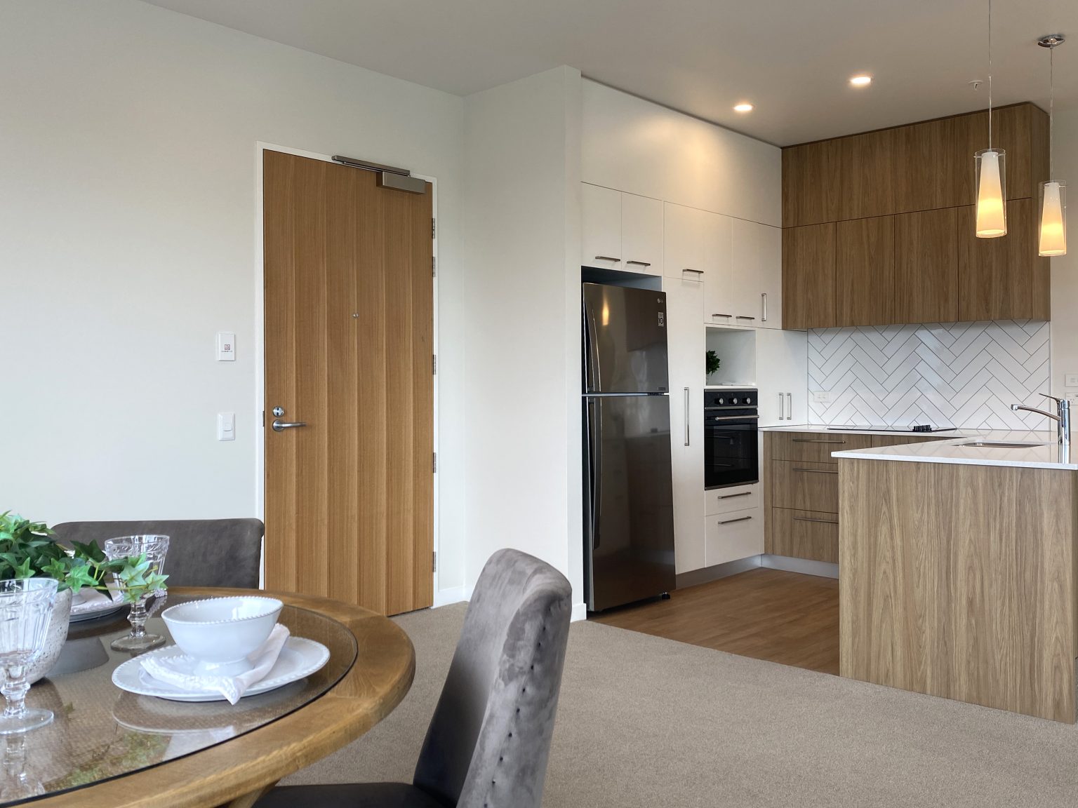 Veneer Doors - Independent Doors